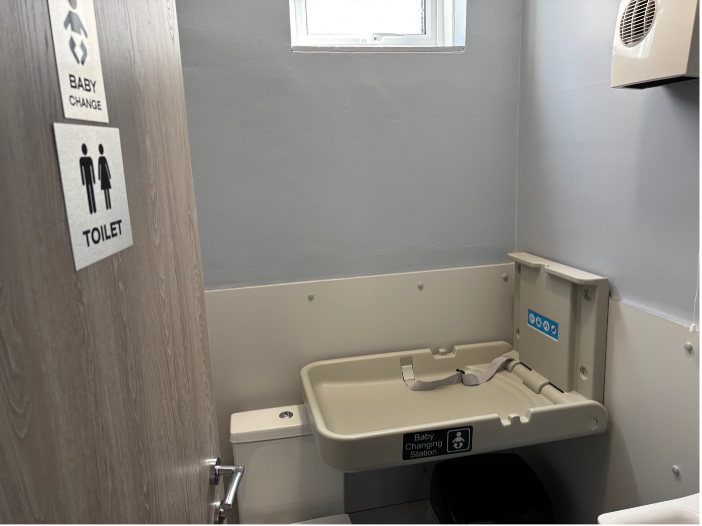 Toilets & Baby-Changing - Kingswood Village Hall